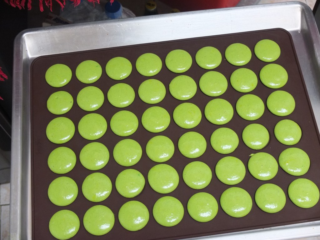 Italian meringue macaron shells recipe – con notas supplementarias en ...