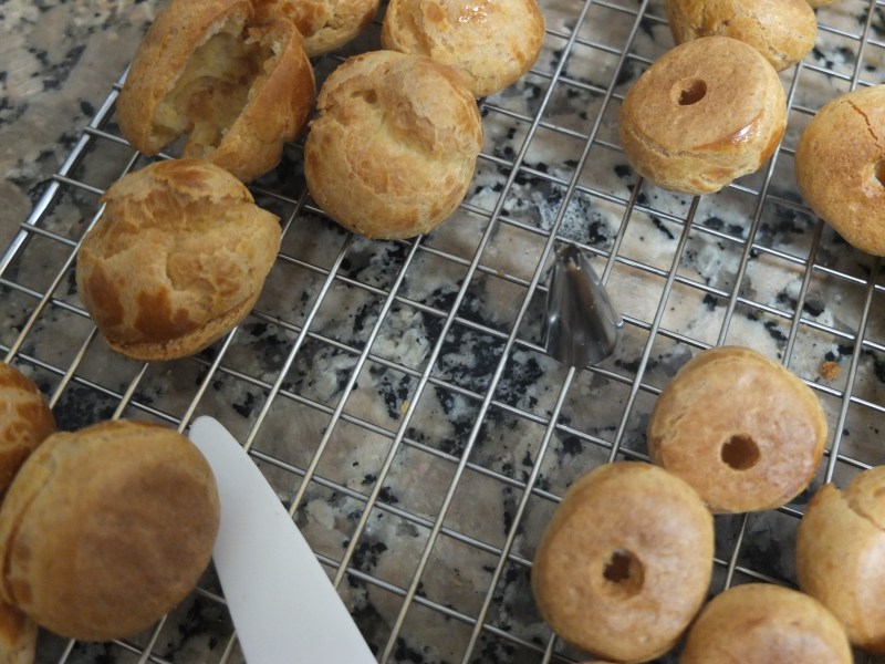 Making choux pastry (illustrated recipe) | lili's cakes