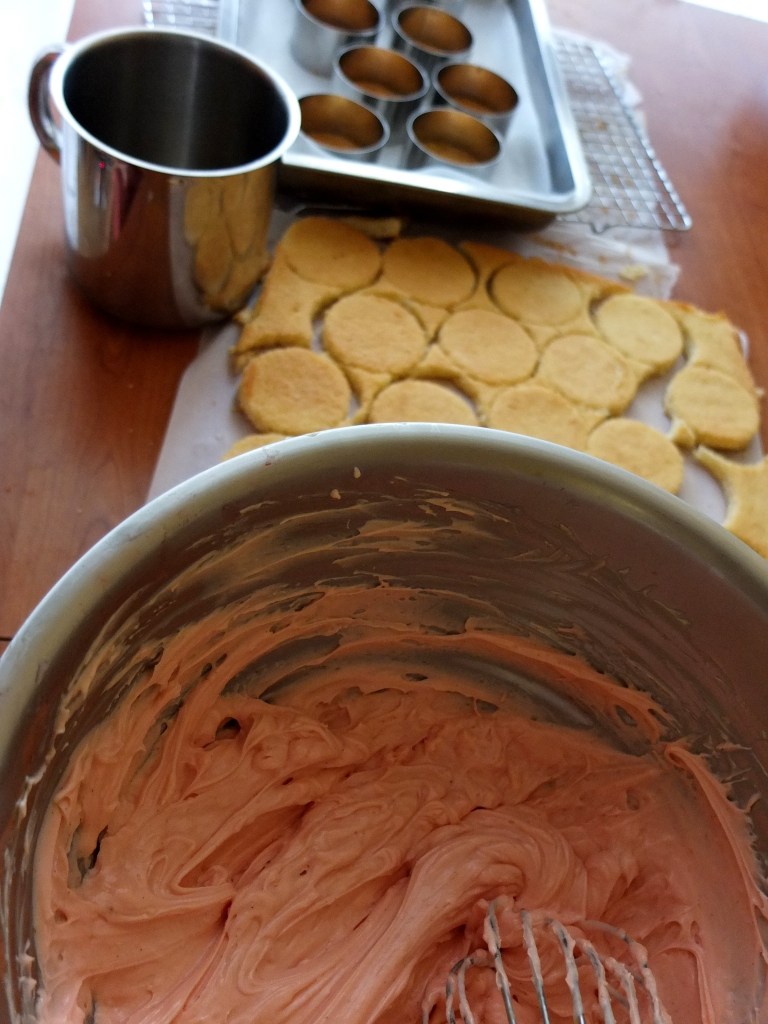 La fondante recipe – mini genoise sponge cakes with kirsch mousseline ...