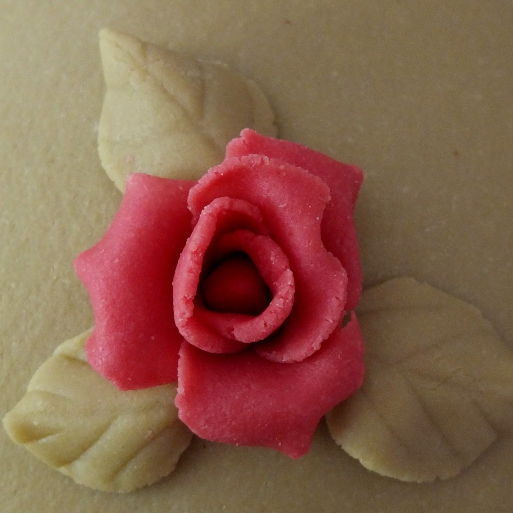 Making almond paste (marzipan) roses and leaves | lili's cakes