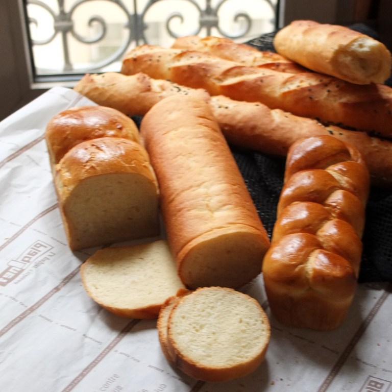 Pain de mie – French sandwich or toast bread recipe! | lili's cakes