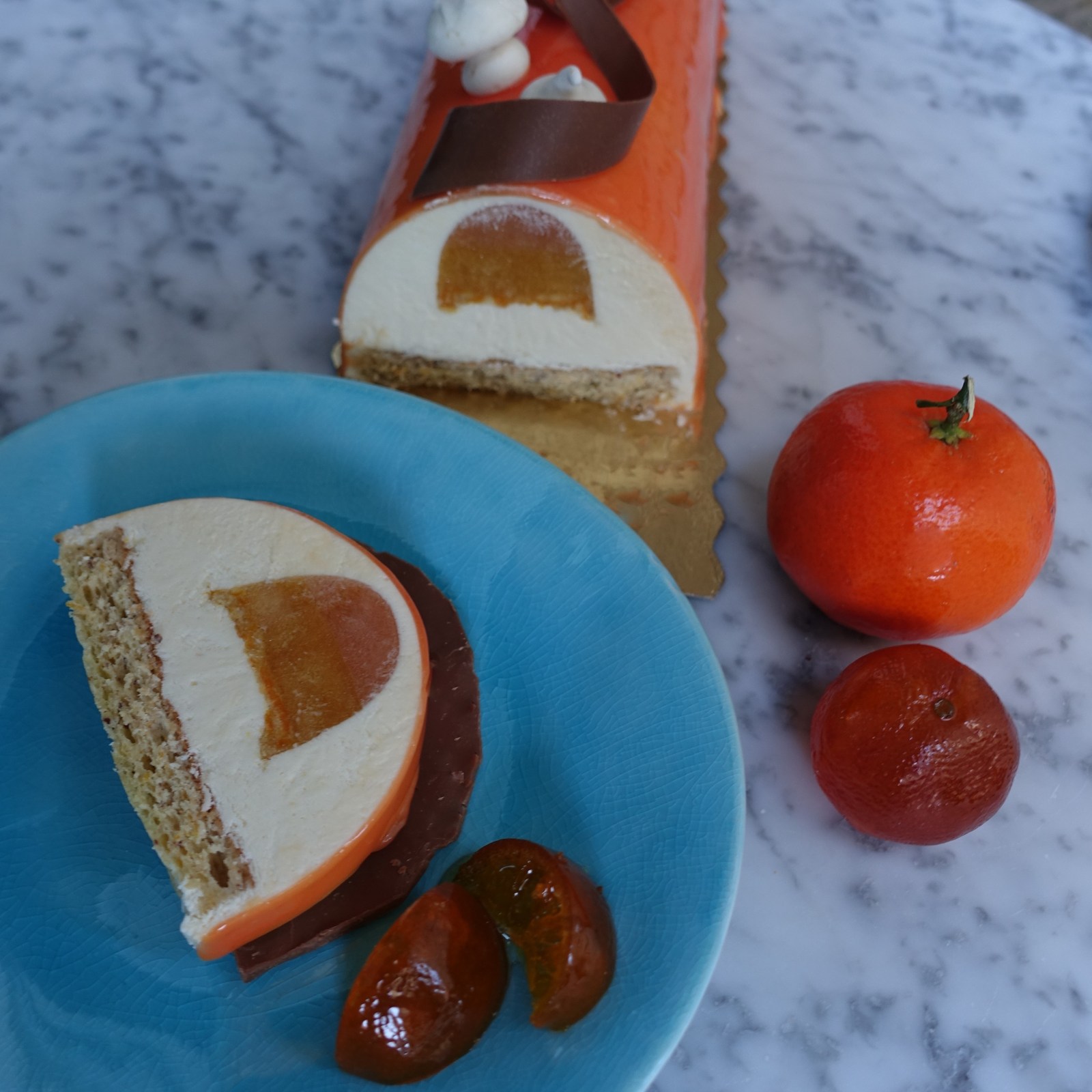 ‘Mazing mandarin mousse cake recipe! Bûche, round entremets or verrines ...