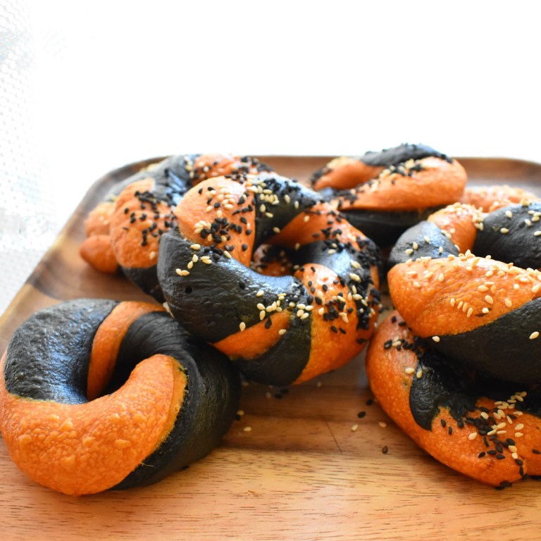 Activated charcoal and turmeric sourdough bagels recipe! Halloween ...