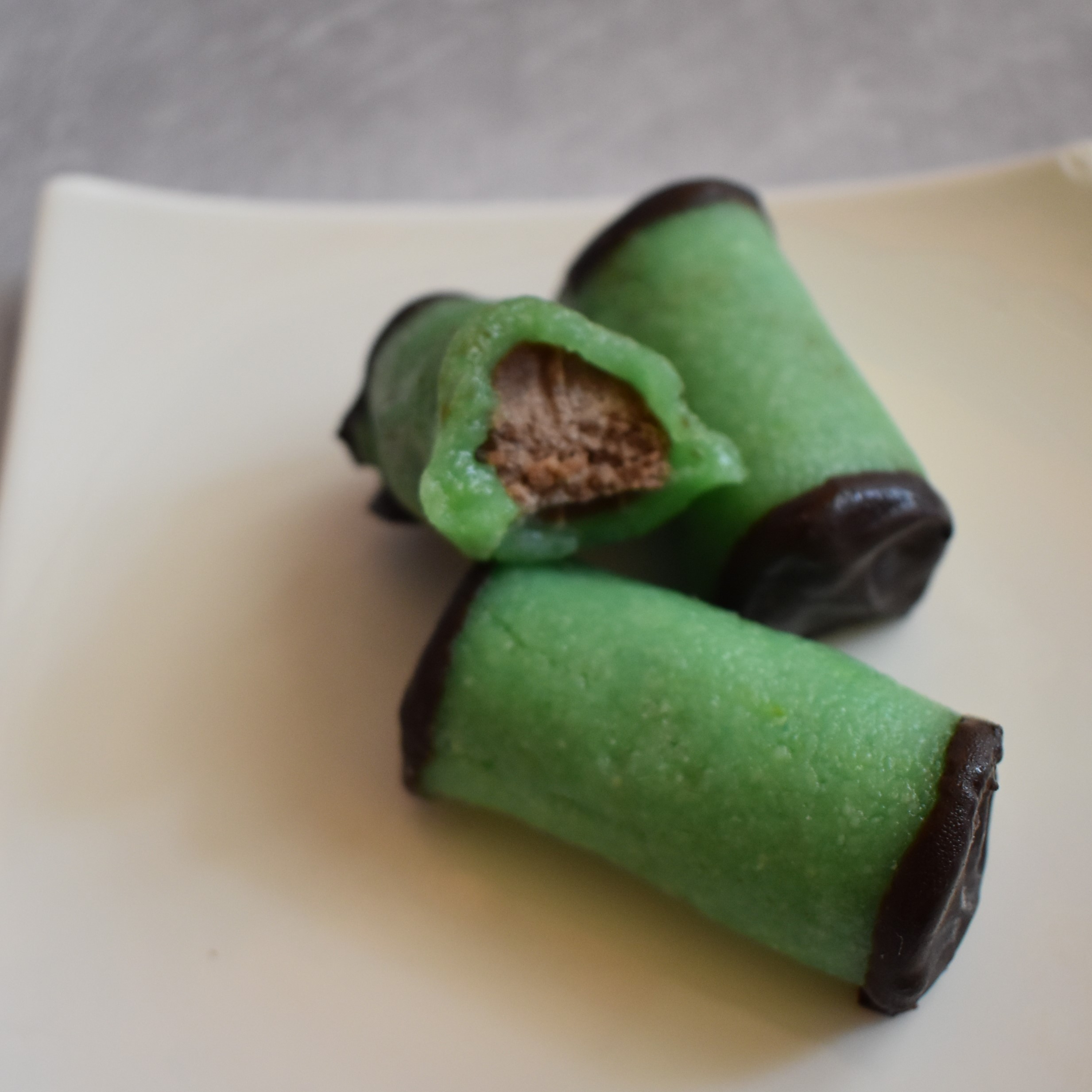 Swedish dammsugare vacuum cleaner cakes recipe! Slightly healthier and ...