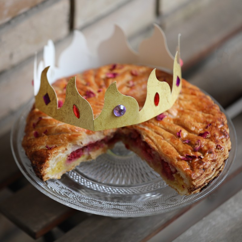 Galette Ispahan – raspberry, lychee and rose king’s cake recipe! | lili ...